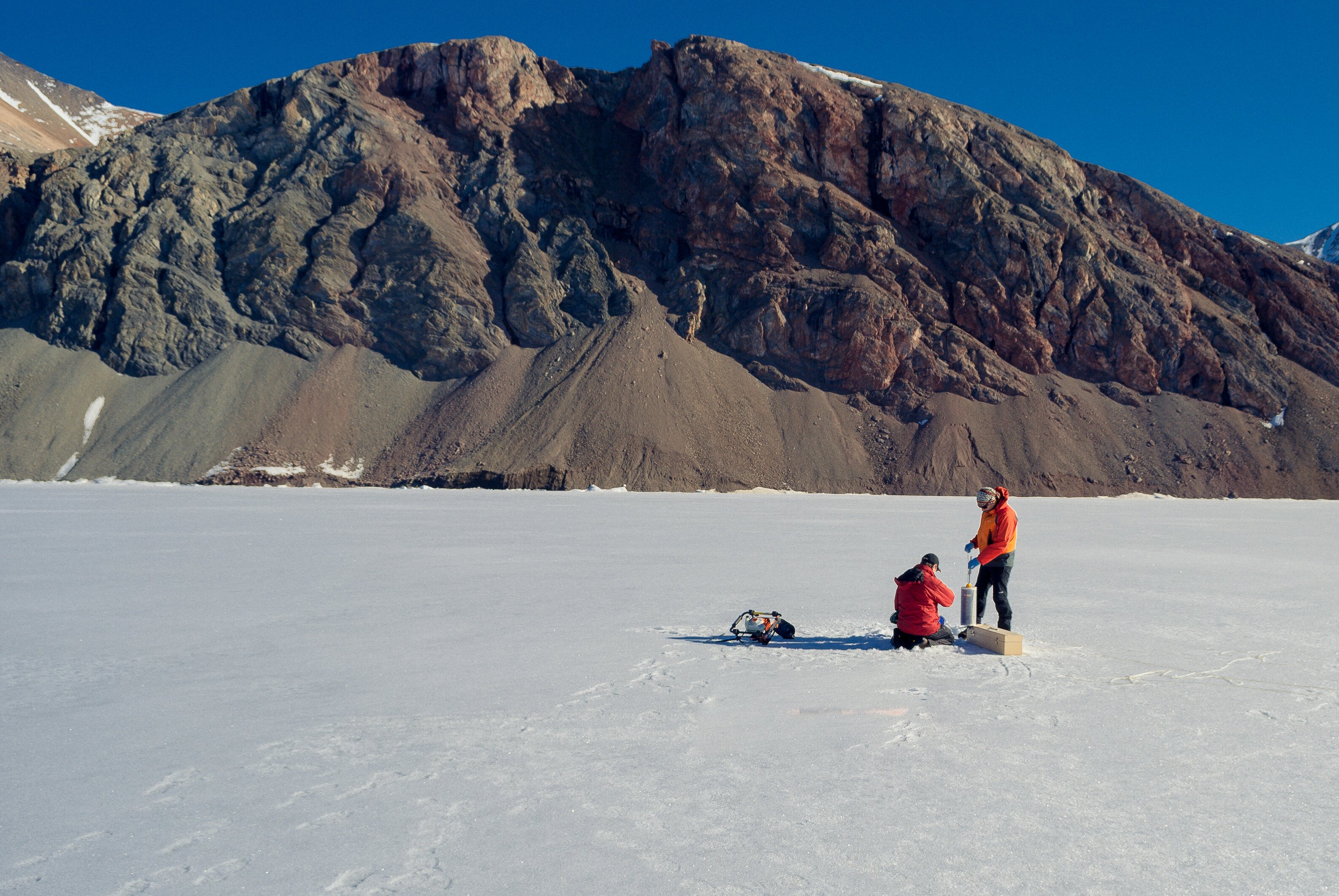 Visiting Scientists | Lindblad Expeditions