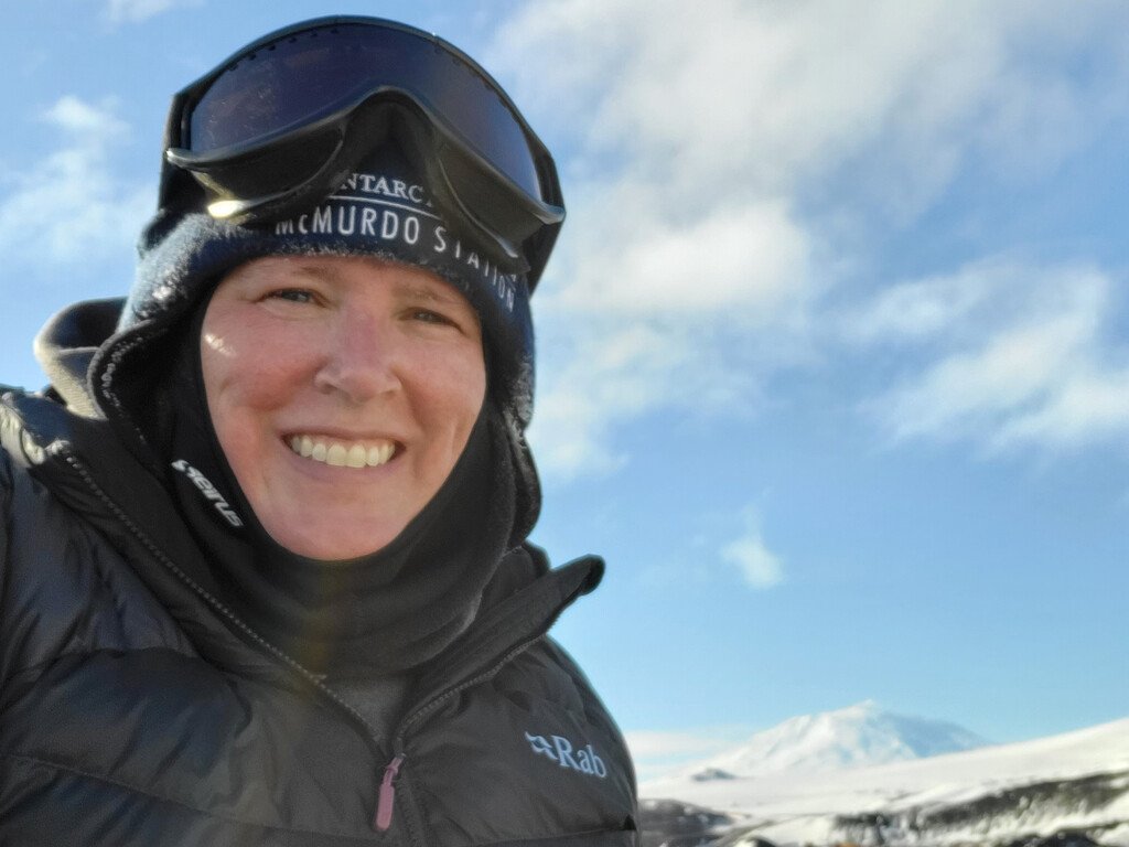Guest Speakers | Lindblad Expeditions